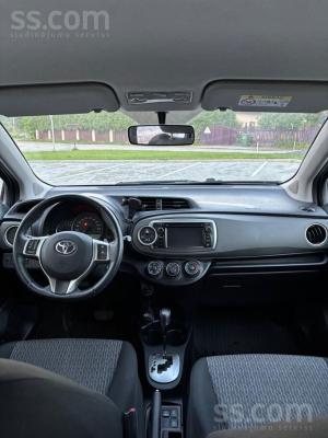 Toyota Yaris 2014 Rīga, ar dzinēja tilpumu 1.30 L un nobraukumu 96 tūkst. km par 6800 €, foto 6 vietnē AUTOMOTO.COM.LV