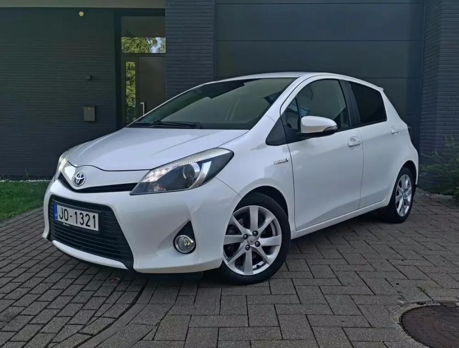 Toyota Yaris 2014 Rīga, ar dzinēja tilpumu 1.50 L un nobraukumu 119 tūkst. km par 8990 €, foto 1 vietnē AUTOMOTO.COM.LV