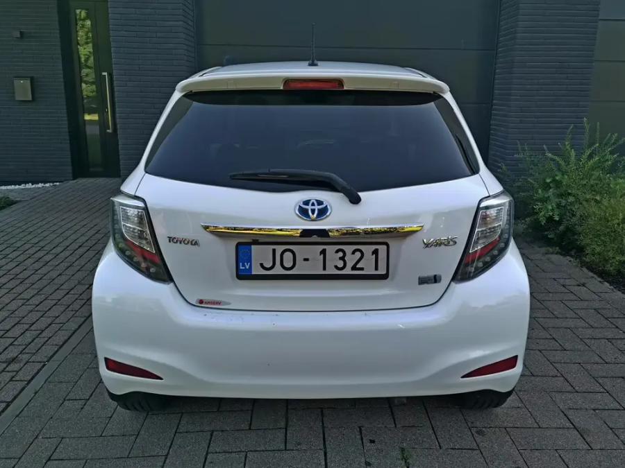Toyota Yaris 2014 Rīga, ar dzinēja tilpumu 1.50 L un nobraukumu 119 tūkst. km par 8990 €, foto 5 vietnē AUTOMOTO.COM.LV