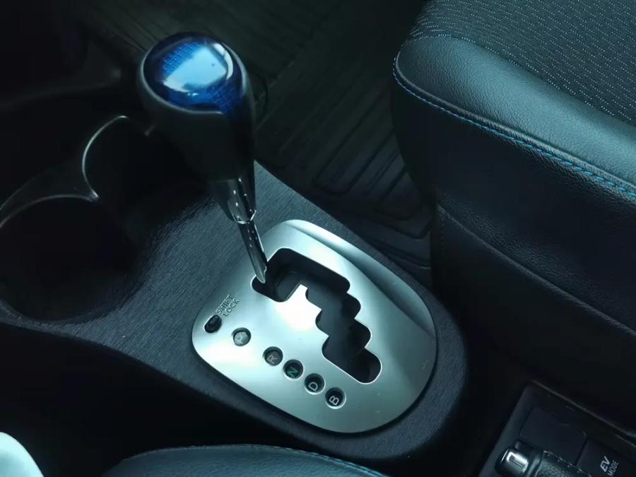 Toyota Yaris 2014 Rīga, ar dzinēja tilpumu 1.50 L un nobraukumu 119 tūkst. km par 8990 €, foto 19 vietnē AUTOMOTO.COM.LV