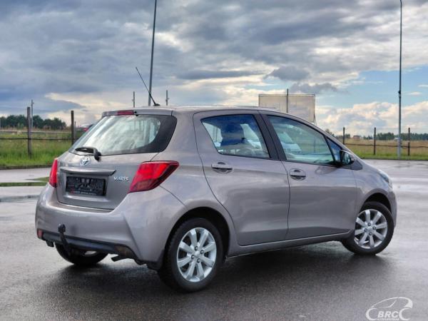 Toyota Yaris 2014 Viļņa, ar dzinēja tilpumu 1.00 L un nobraukumu 140 tūkst. km par 5900 €, foto 3 vietnē AUTOMOTO.COM.LV