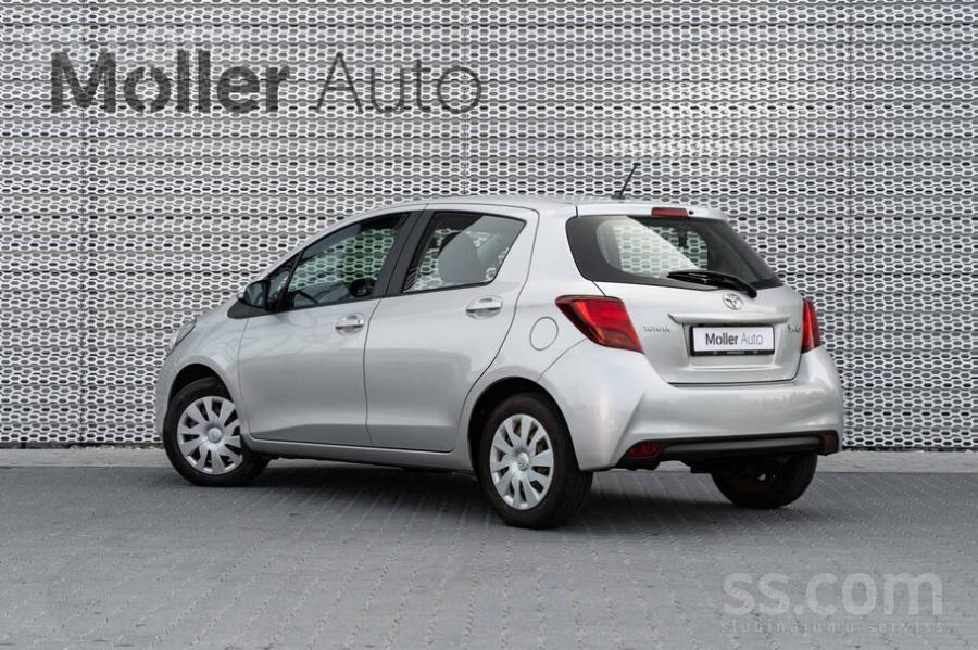 Toyota Yaris 2015 in Riga, with an engine capacity of 1.30 L and mileage of 44 thousand km for 10300 €, photo 3 on AUTOMOTO.COM.LV