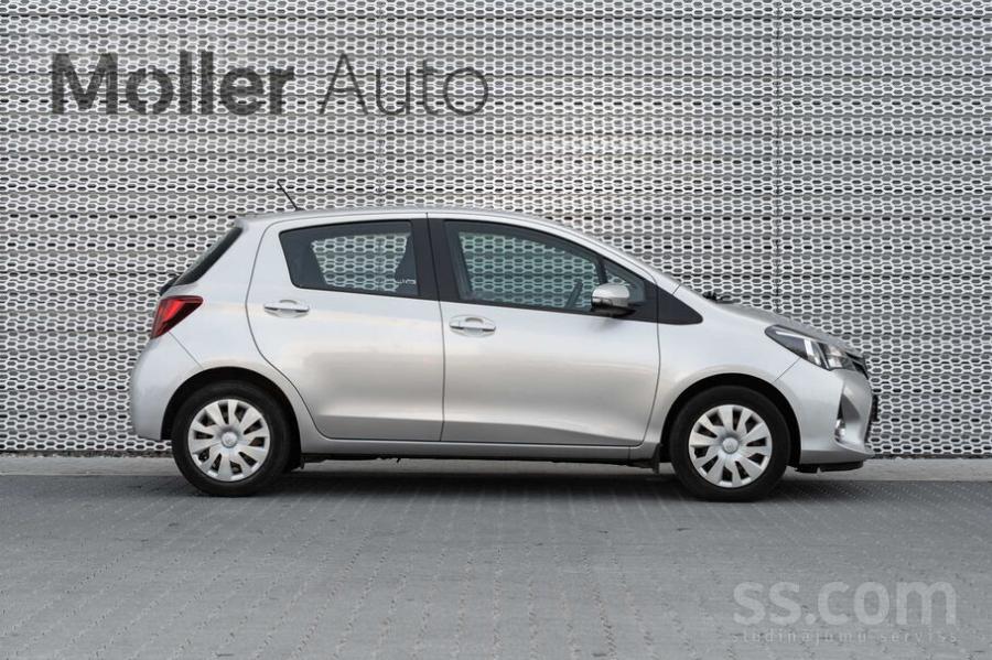 Toyota Yaris 2015 in Riga, with an engine capacity of 1.30 L and mileage of 44 thousand km for 10300 €, photo 5 on AUTOMOTO.COM.LV