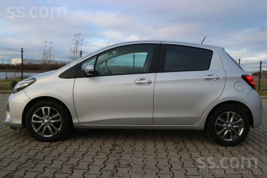 Toyota Yaris 2015 in Riga, with an engine capacity of 1.40 L and mileage of 117 thousand km for 6750 €, photo 12 on AUTOMOTO.COM.LV