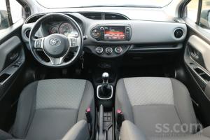 Toyota Yaris 2015 in Riga, with an engine capacity of 1.40 L and mileage of 117 thousand km for 6750 €, photo 22 on AUTOMOTO.COM.LV