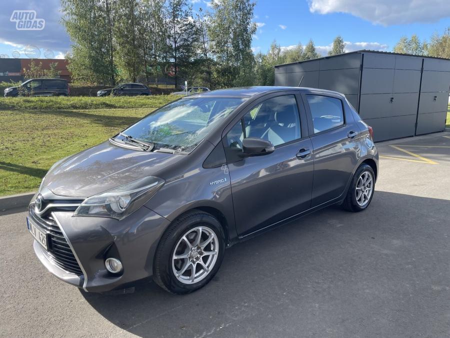 Toyota Yaris 2015 Viļņa, ar dzinēja tilpumu 1.50 L un nobraukumu 247 tūkst. km par 6850 €, foto 1 vietnē AUTOMOTO.COM.LV
