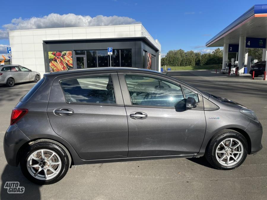Toyota Yaris 2015 Viļņa, ar dzinēja tilpumu 1.50 L un nobraukumu 247 tūkst. km par 6850 €, foto 7 vietnē AUTOMOTO.COM.LV