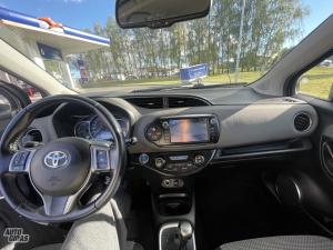 Toyota Yaris 2015 Viļņa, ar dzinēja tilpumu 1.50 L un nobraukumu 247 tūkst. km par 6850 €, foto 12 vietnē AUTOMOTO.COM.LV