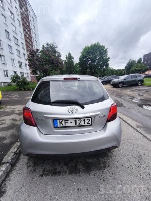 Toyota Yaris 2015 Rīga, ar dzinēja tilpumu 1.30 L un nobraukumu 175 tūkst. km par 5900 €, foto 4 vietnē AUTOMOTO.COM.LV