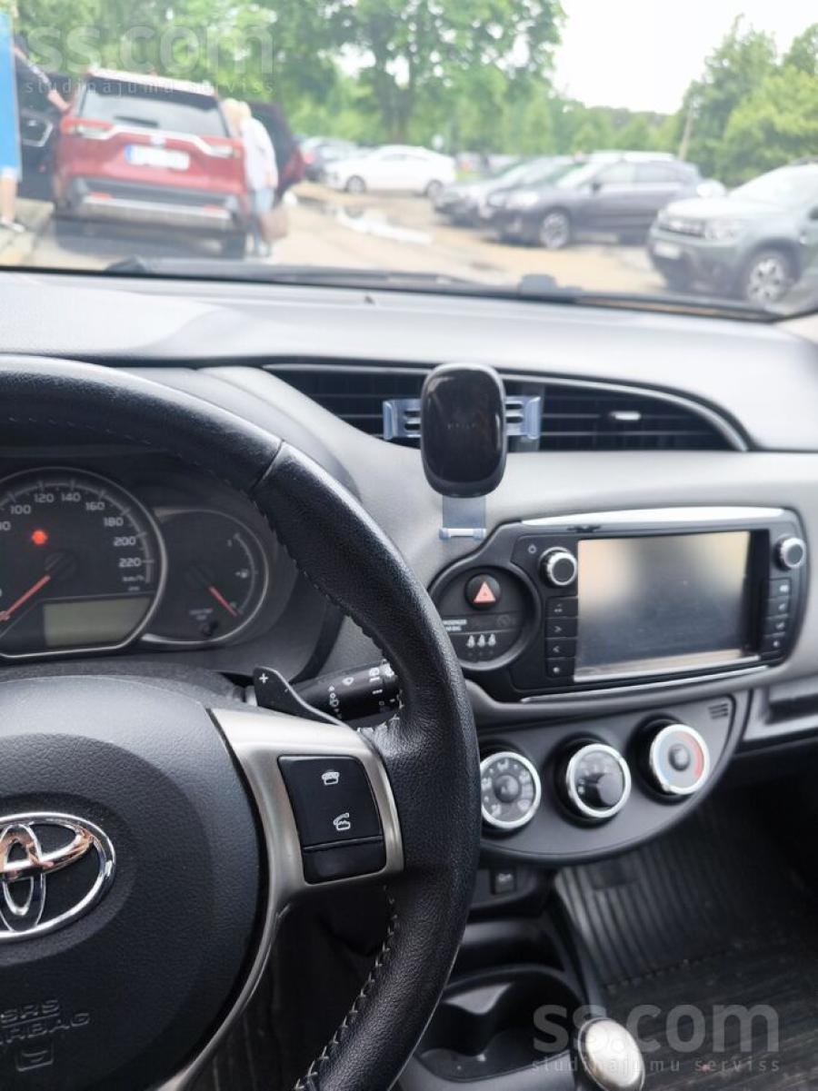Toyota Yaris 2015 Rīga, ar dzinēja tilpumu 1.30 L un nobraukumu 175 tūkst. km par 5900 €, foto 6 vietnē AUTOMOTO.COM.LV