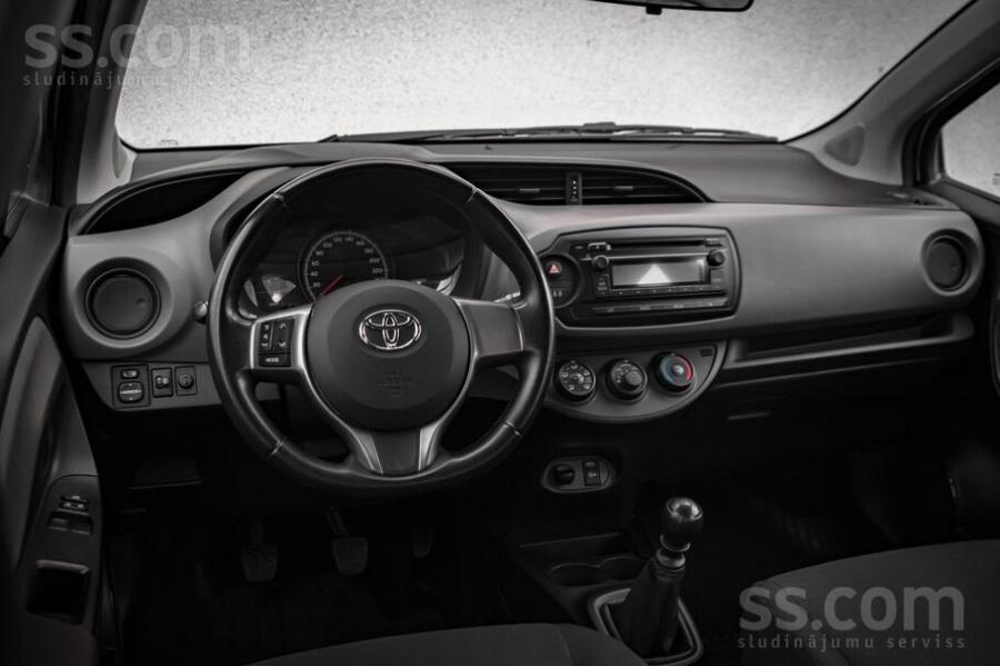 Toyota Yaris 2015 Rīga, ar dzinēja tilpumu 1.30 L un nobraukumu 237 tūkst. km par 6500 €, foto 18 vietnē AUTOMOTO.COM.LV