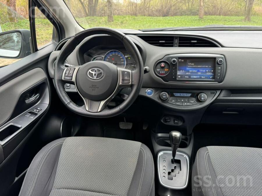 Тойота Ярис 2015 в Рига, объемом двигателя 1.50 л и пробегом 0 тыс. км за 7599 €, фото 12 на AUTOMOTO.COM.LV