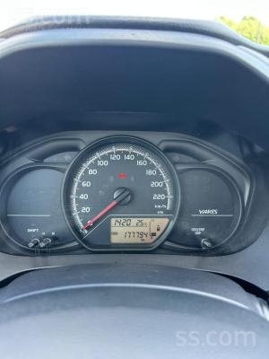 Toyota Yaris 2015 Rīga, ar dzinēja tilpumu 1.40 L un nobraukumu 178 tūkst. km par 5800 €, foto 4 vietnē AUTOMOTO.COM.LV