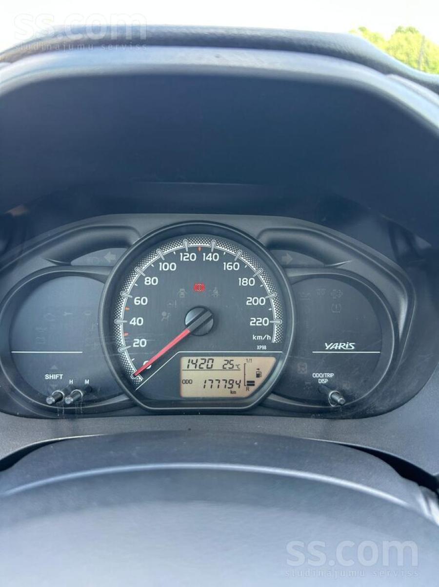 Toyota Yaris 2015 Rīga, ar dzinēja tilpumu 1.40 L un nobraukumu 178 tūkst. km par 5800 €, foto 4 vietnē AUTOMOTO.COM.LV