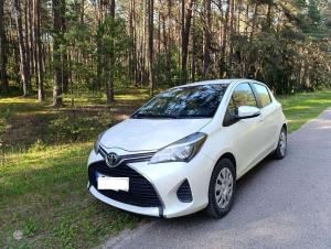 Toyota Yaris 2015 in Kaunas, with an engine capacity of 1.33 L and mileage of 230 thousand km for 5500 €, photo 4 on AUTOMOTO.COM.LV