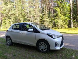 Toyota Yaris 2015 in Kaunas, with an engine capacity of 1.33 L and mileage of 230 thousand km for 5500 €, photo 8 on AUTOMOTO.COM.LV