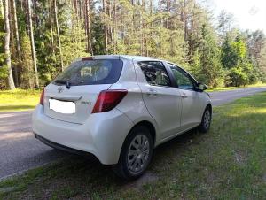 Toyota Yaris 2015 in Kaunas, with an engine capacity of 1.33 L and mileage of 230 thousand km for 5500 €, photo 10 on AUTOMOTO.COM.LV