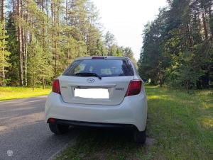 Toyota Yaris 2015 in Kaunas, with an engine capacity of 1.33 L and mileage of 230 thousand km for 5500 €, photo 11 on AUTOMOTO.COM.LV