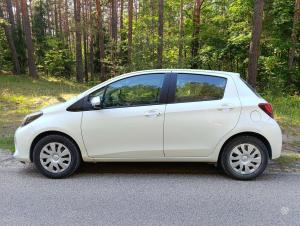 Toyota Yaris 2015 in Kaunas, with an engine capacity of 1.33 L and mileage of 230 thousand km for 5500 €, photo 13 on AUTOMOTO.COM.LV