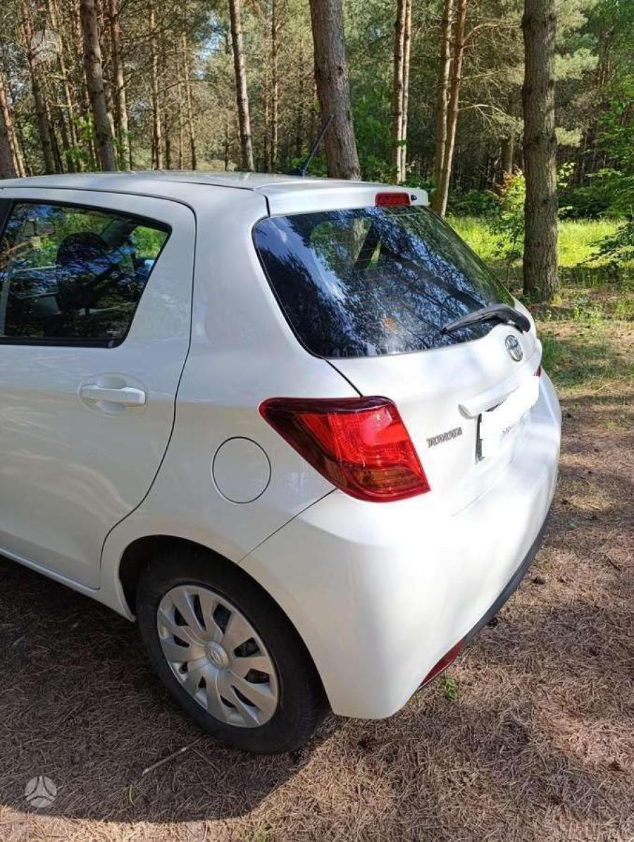 Toyota Yaris 2015 in Kaunas, with an engine capacity of 1.33 L and mileage of 230 thousand km for 5500 €, photo 20 on AUTOMOTO.COM.LV