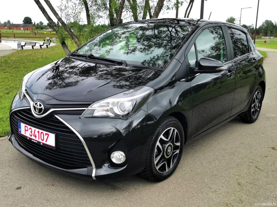 Toyota Yaris 2015 Ukmergė, ar dzinēja tilpumu 1.40 L un nobraukumu 231 tūkst. km par 6900 €, foto 3 vietnē AUTOMOTO.COM.LV