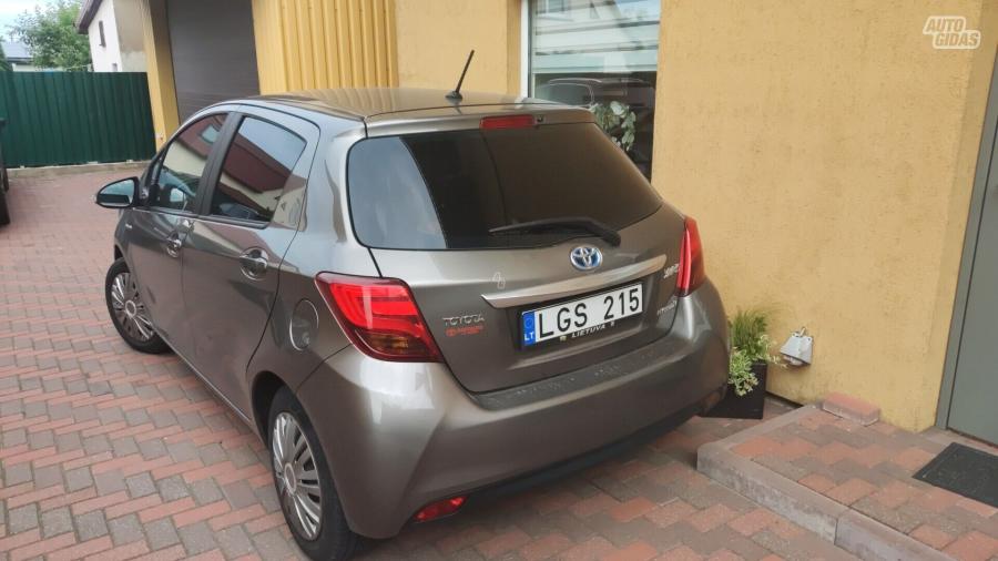 Toyota Yaris 2016 in Kaunas, with an engine capacity of 1.50 L and mileage of 100 thousand km for 9200 €, photo 6 on AUTOMOTO.COM.LV