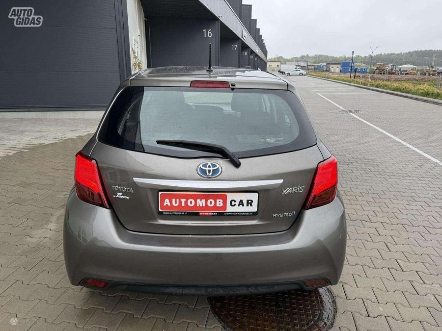 Toyota Yaris 2016 Viļņa, ar dzinēja tilpumu 1.50 L un nobraukumu 131 tūkst. km par 10250 €, foto 6 vietnē AUTOMOTO.COM.LV