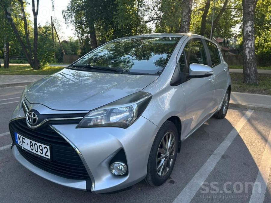 Toyota Yaris 2016 in Riga, with an engine capacity of 1.30 L and mileage of 119 thousand km for 6200 €, photo 1 on AUTOMOTO.COM.LV