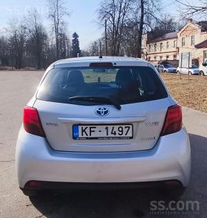 Toyota Yaris 2016 in Riga, with an engine capacity of 1.50 L and mileage of 227 thousand km for 7000 €, photo 6 on AUTOMOTO.COM.LV