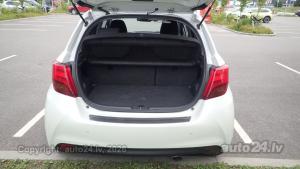 Toyota Yaris 2016 in Tallinn, with an engine capacity of 1.50 L and mileage of 146 thousand km for 10700 €, photo 6 on AUTOMOTO.COM.LV