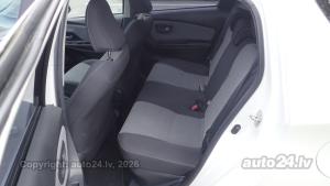 Toyota Yaris 2016 in Tallinn, with an engine capacity of 1.50 L and mileage of 146 thousand km for 10700 €, photo 8 on AUTOMOTO.COM.LV