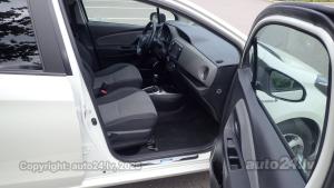 Toyota Yaris 2016 in Tallinn, with an engine capacity of 1.50 L and mileage of 146 thousand km for 10700 €, photo 9 on AUTOMOTO.COM.LV