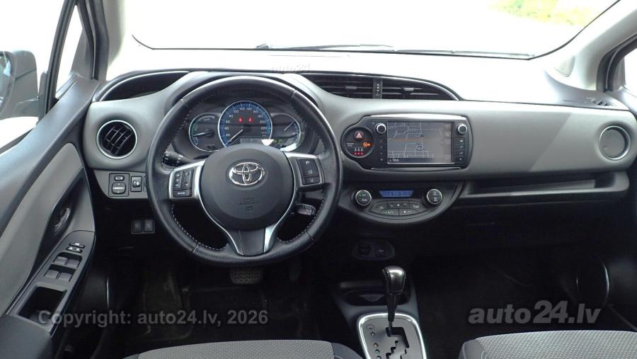 Toyota Yaris 2016 in Tallinn, with an engine capacity of 1.50 L and mileage of 146 thousand km for 10700 €, photo 11 on AUTOMOTO.COM.LV