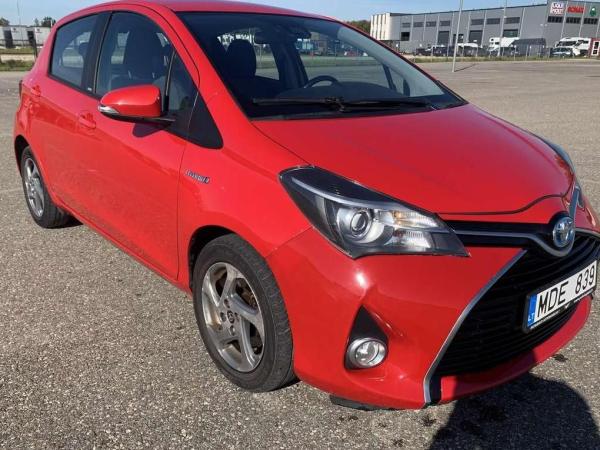 Toyota Yaris 2016 Viļņa, ar dzinēja tilpumu 1.50 L un nobraukumu 184 tūkst. km par 9990 €, foto 3 vietnē AUTOMOTO.COM.LV