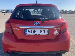 Toyota Yaris 2016 in Vilnius, with an engine capacity of 1.50 L and mileage of 184 thousand km for 9990 €, photo 4 on AUTOMOTO.COM.LV