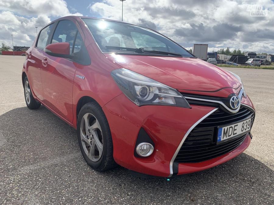 Toyota Yaris 2016 in Vilnius, with an engine capacity of 1.50 L and mileage of 184 thousand km for 9600 €, photo 4 on AUTOMOTO.COM.LV