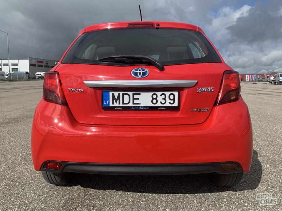 Toyota Yaris 2016 in Vilnius, with an engine capacity of 1.50 L and mileage of 184 thousand km for 9600 €, photo 7 on AUTOMOTO.COM.LV