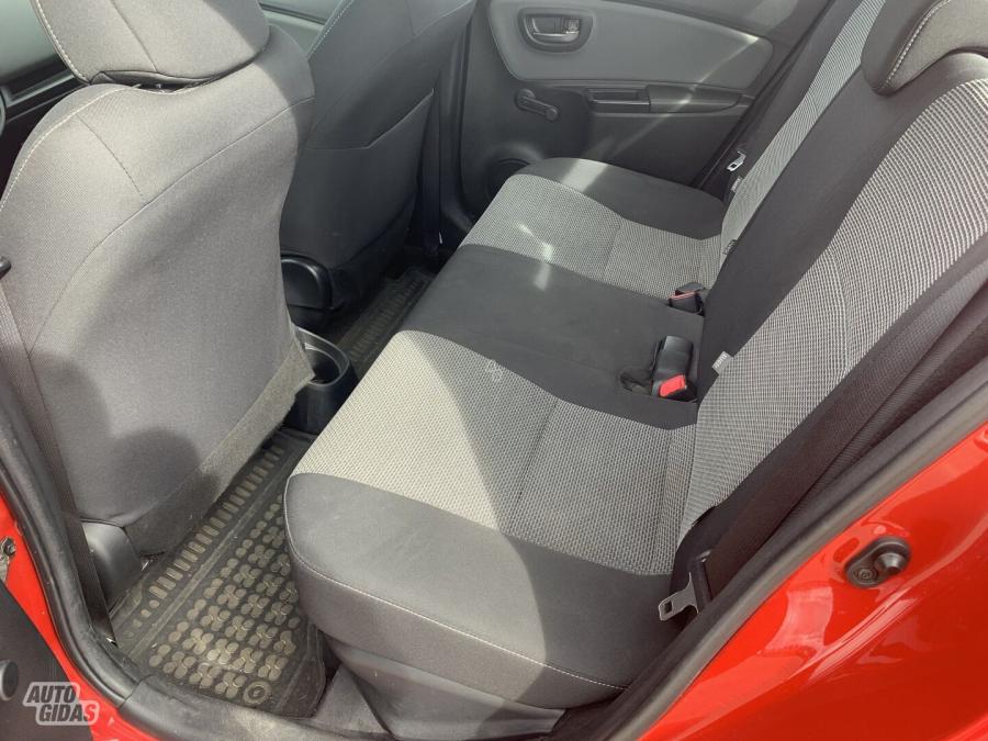 Toyota Yaris 2016 in Vilnius, with an engine capacity of 1.50 L and mileage of 184 thousand km for 9600 €, photo 11 on AUTOMOTO.COM.LV