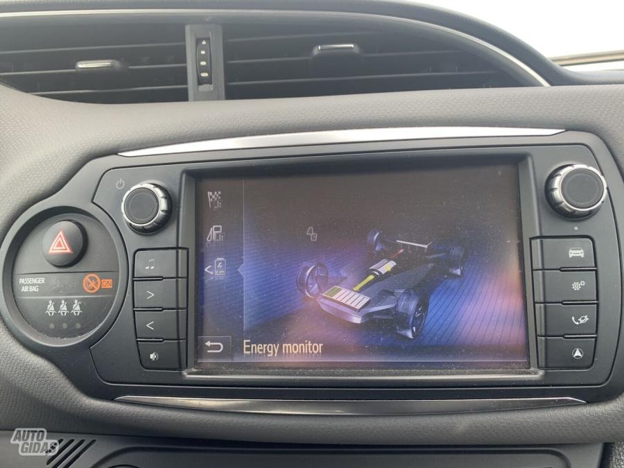 Toyota Yaris 2016 in Vilnius, with an engine capacity of 1.50 L and mileage of 184 thousand km for 9600 €, photo 15 on AUTOMOTO.COM.LV