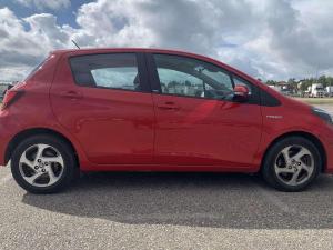 Toyota Yaris 2016 in Vilnius, with an engine capacity of 1.50 L and mileage of 184 thousand km for 8800 €, photo 5 on AUTOMOTO.COM.LV