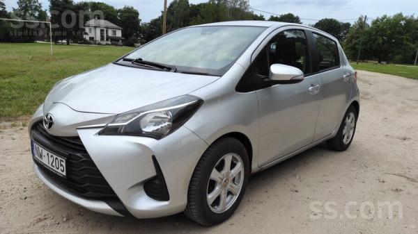 Toyota Yaris 2017 in Riga, with an engine capacity of 1.50 L and mileage of 207 thousand km for 5800 €, photo 2 on AUTOMOTO.COM.LV