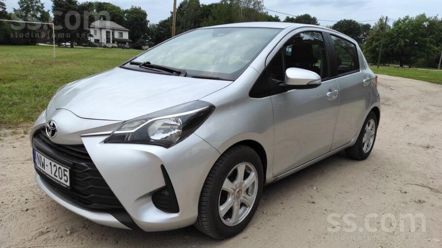 Toyota Yaris 2017 in Riga, with an engine capacity of 1.50 L and mileage of 207 thousand km for 16400 €, photo 2 on AUTOMOTO.COM.LV