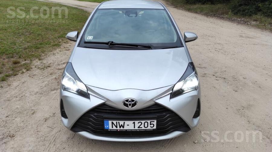 Toyota Yaris 2017 in Riga, with an engine capacity of 1.50 L and mileage of 207 thousand km for 16400 €, photo 5 on AUTOMOTO.COM.LV