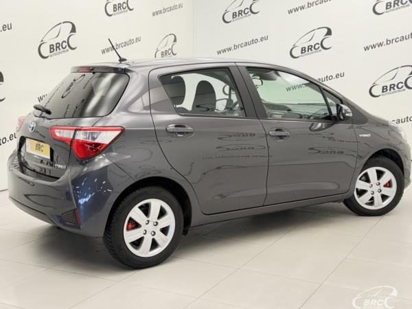 Toyota Yaris 2017 Viļņa, ar dzinēja tilpumu 1.50 L un nobraukumu 148 tūkst. km par 10500 €, foto 2 vietnē AUTOMOTO.COM.LV