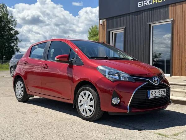 Toyota Yaris 2017 in Riga, with an engine capacity of 1.30 L and mileage of 155 thousand km for 8500 €, photo 1 on AUTOMOTO.COM.LV