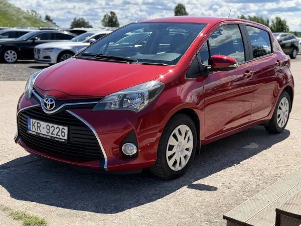 Toyota Yaris 2017 in Riga, with an engine capacity of 1.30 L and mileage of 155 thousand km for 8500 €, photo 3 on AUTOMOTO.COM.LV