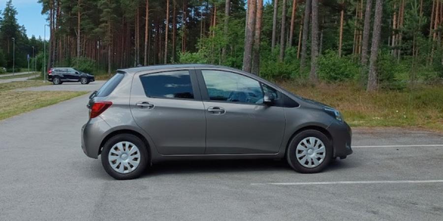 Toyota Yaris 2017 Tallina, ar dzinēja tilpumu 1.30 L un nobraukumu 158 tūkst. km par 6800 €, foto 5 vietnē AUTOMOTO.COM.LV
