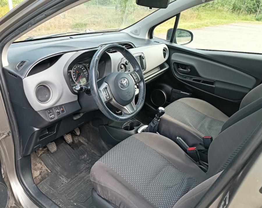 Toyota Yaris 2017 Tallina, ar dzinēja tilpumu 1.30 L un nobraukumu 158 tūkst. km par 6800 €, foto 10 vietnē AUTOMOTO.COM.LV