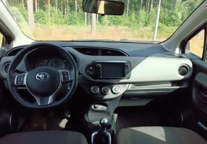 Toyota Yaris 2017 Tallina, ar dzinēja tilpumu 1.30 L un nobraukumu 158 tūkst. km par 6800 €, foto 12 vietnē AUTOMOTO.COM.LV