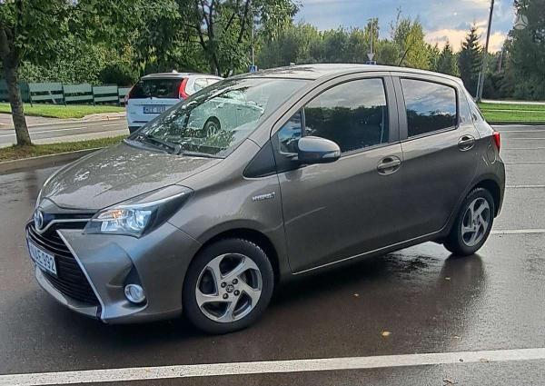 Toyota Yaris 2017 Utena, ar dzinēja tilpumu 1.50 L un nobraukumu 116 tūkst. km par 8500 €, foto  vietnē AUTOMOTO.COM.LV